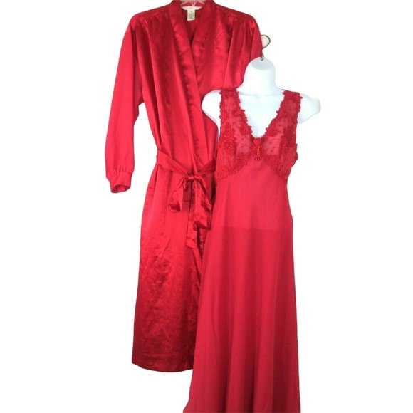 Private Luxuries | Intimates & Sleepwear | Vintage Peignoir Set Private ...